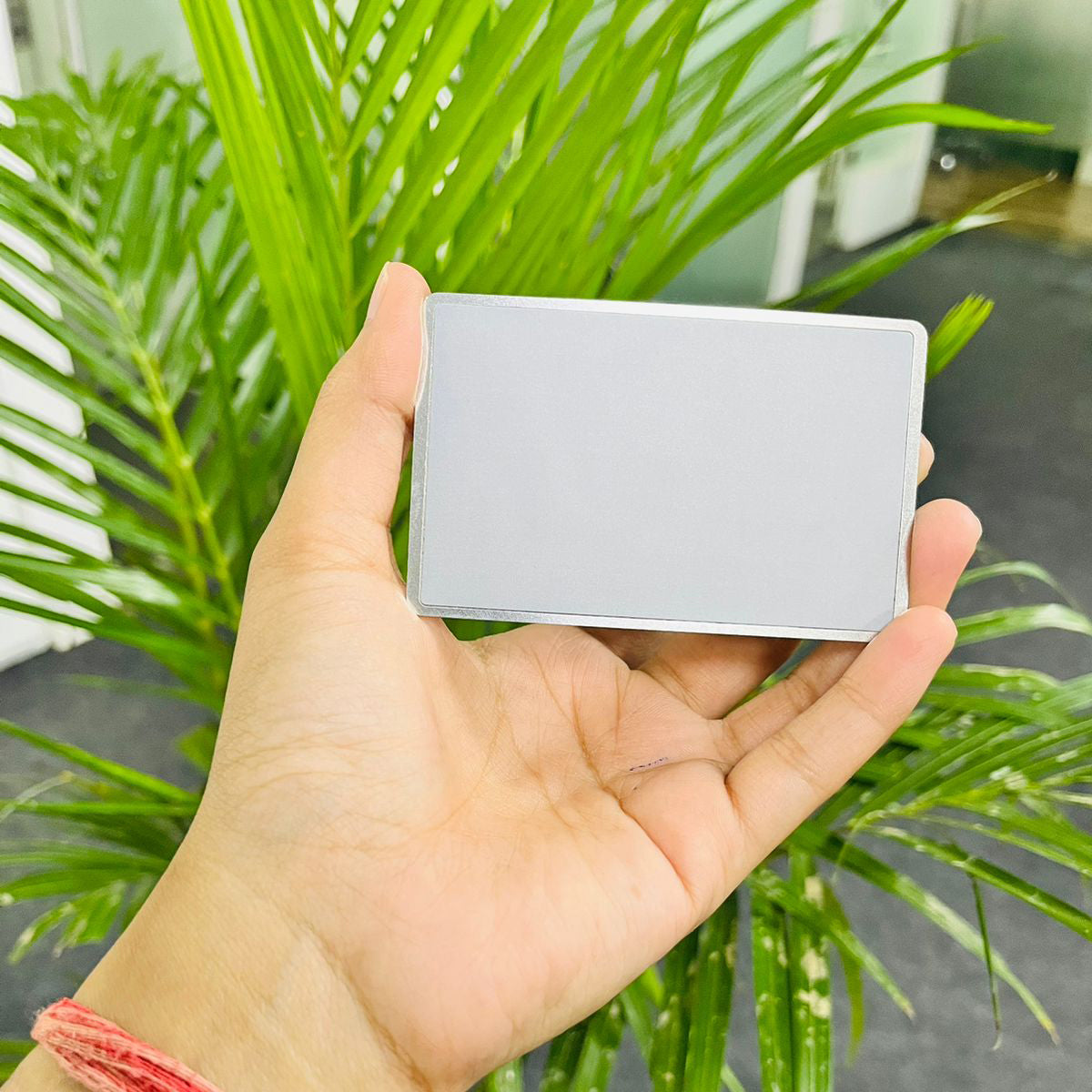 Silver Metal Business Card – TapMo India Pvt. Ltd.